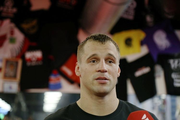 Briedis pagaidām necīnīsies par WBA jostu, no kuras atteicās Usiks ...