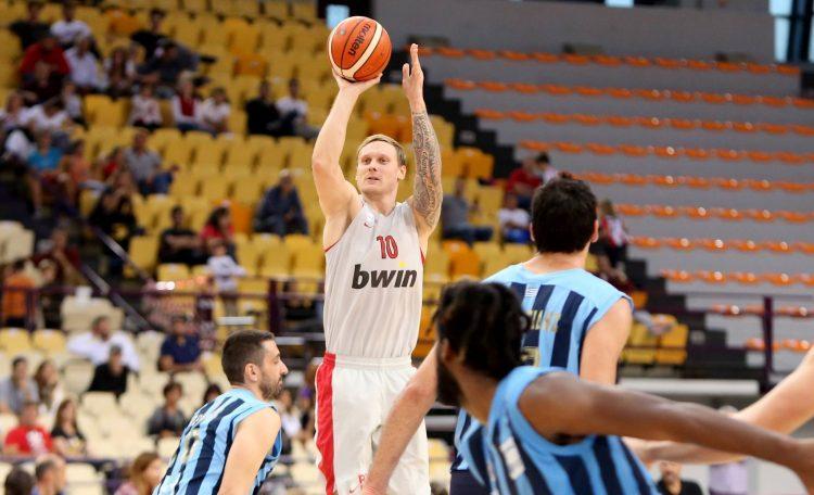 Timma atgriežas ar pieciem tālmetieniem "Olympiacos" uzvarā, Bertānam ...