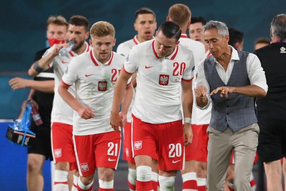 Polija atsakās aizvadīt Pasaules kausa futbolā kvalifikācijas "play-off ...