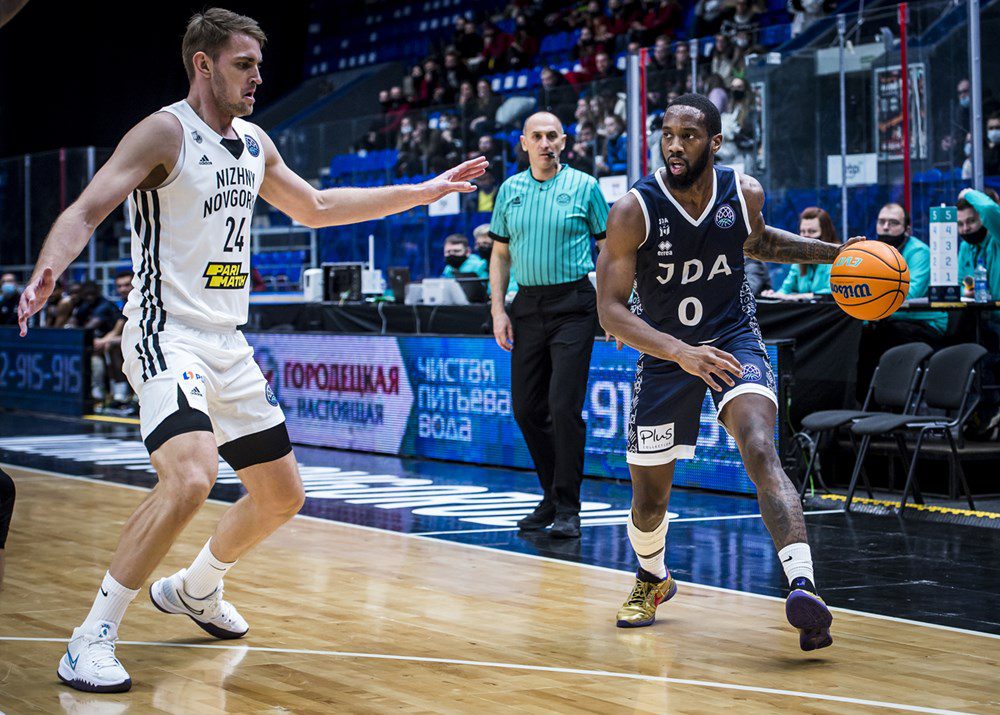 Freimanis Čempionu līgas sezonu noslēdz ar 15 punktu maču | Sportazinas.com