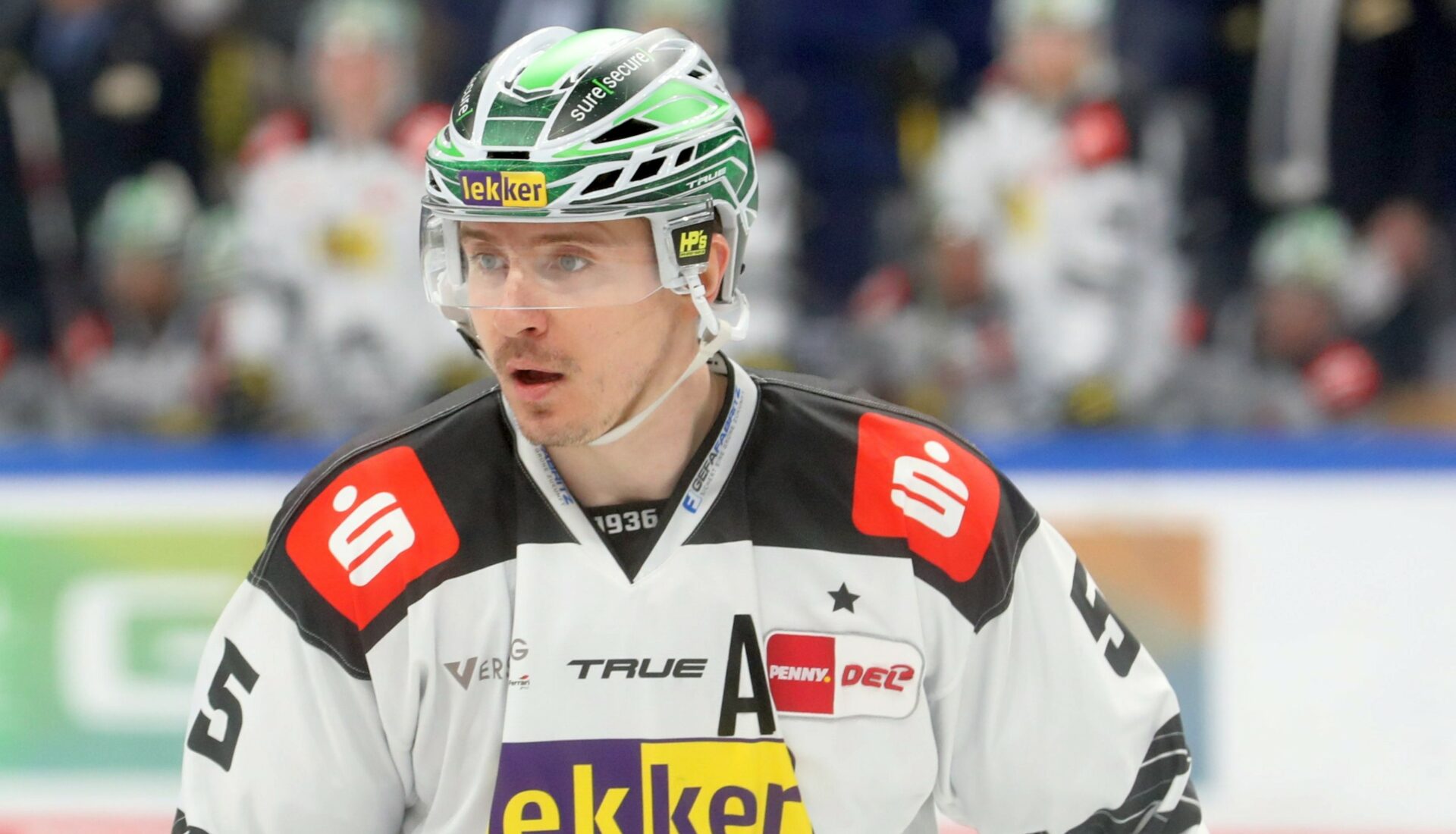 Kulda vairs nespēlēs “Pinguine” rindās | Sportazinas.com