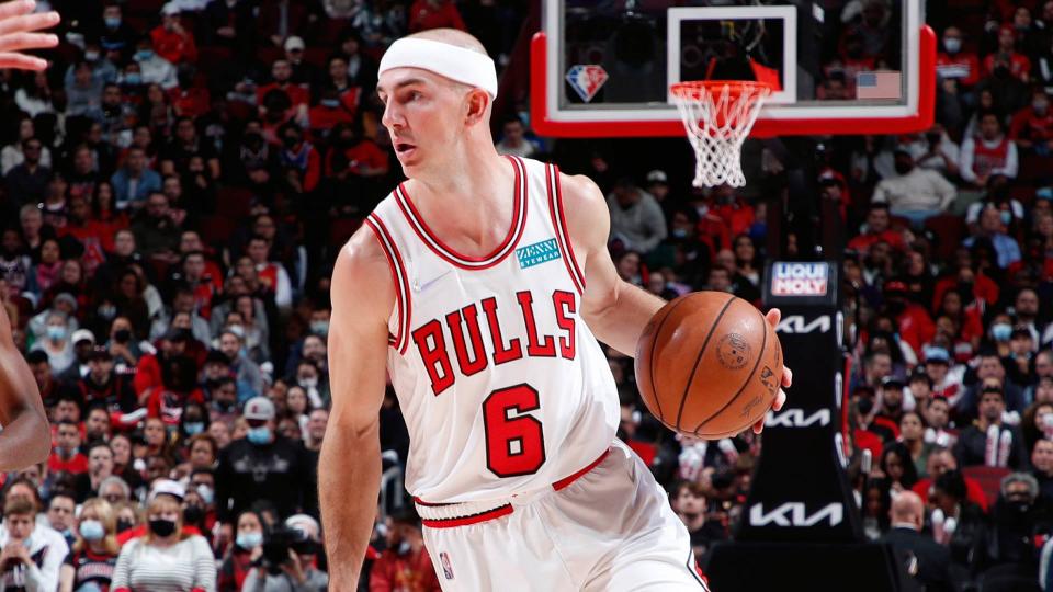 NBA aizliegusi spēlētājam mainīt iemūžināto numuru, jo tas ienes pārāk ...