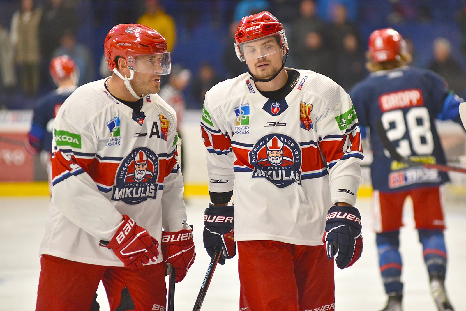 Karsums turpina "demolēt" Slovākiju un kļūst par līgas labāko snaiperi ...