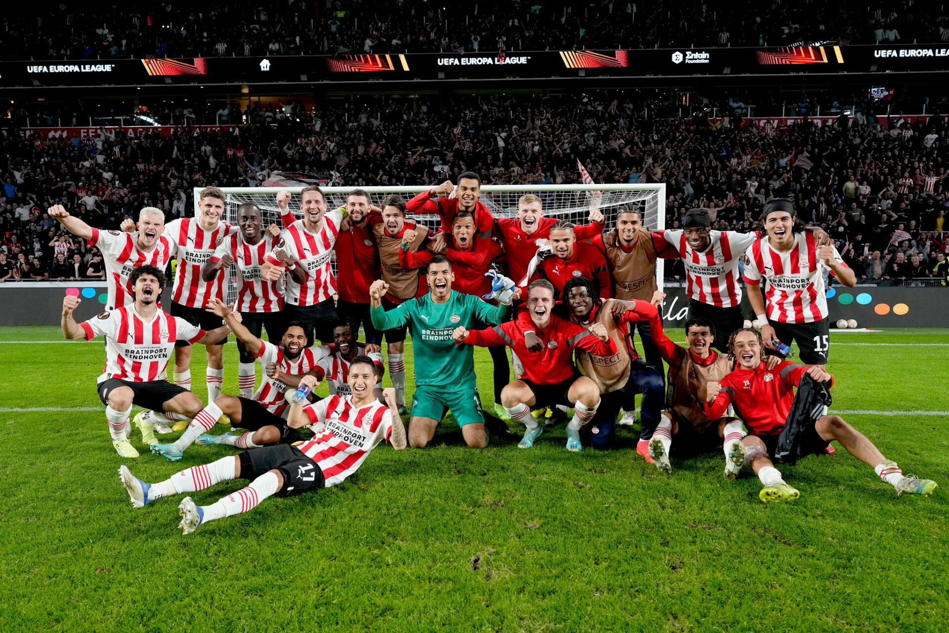 PSV apstādina karsto "Arsenal" un sagādā "lielgabalniekiem" pirmo ...