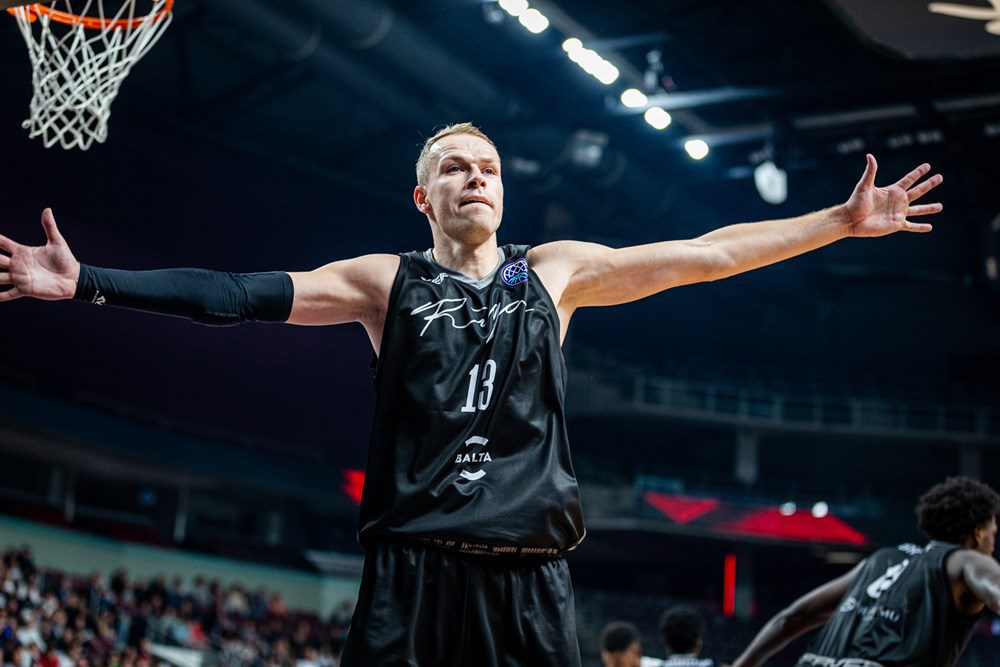 "VEF Rīga" un "Ogre" pārbaudes mačos uzvar kaimiņvalstu komandas ...