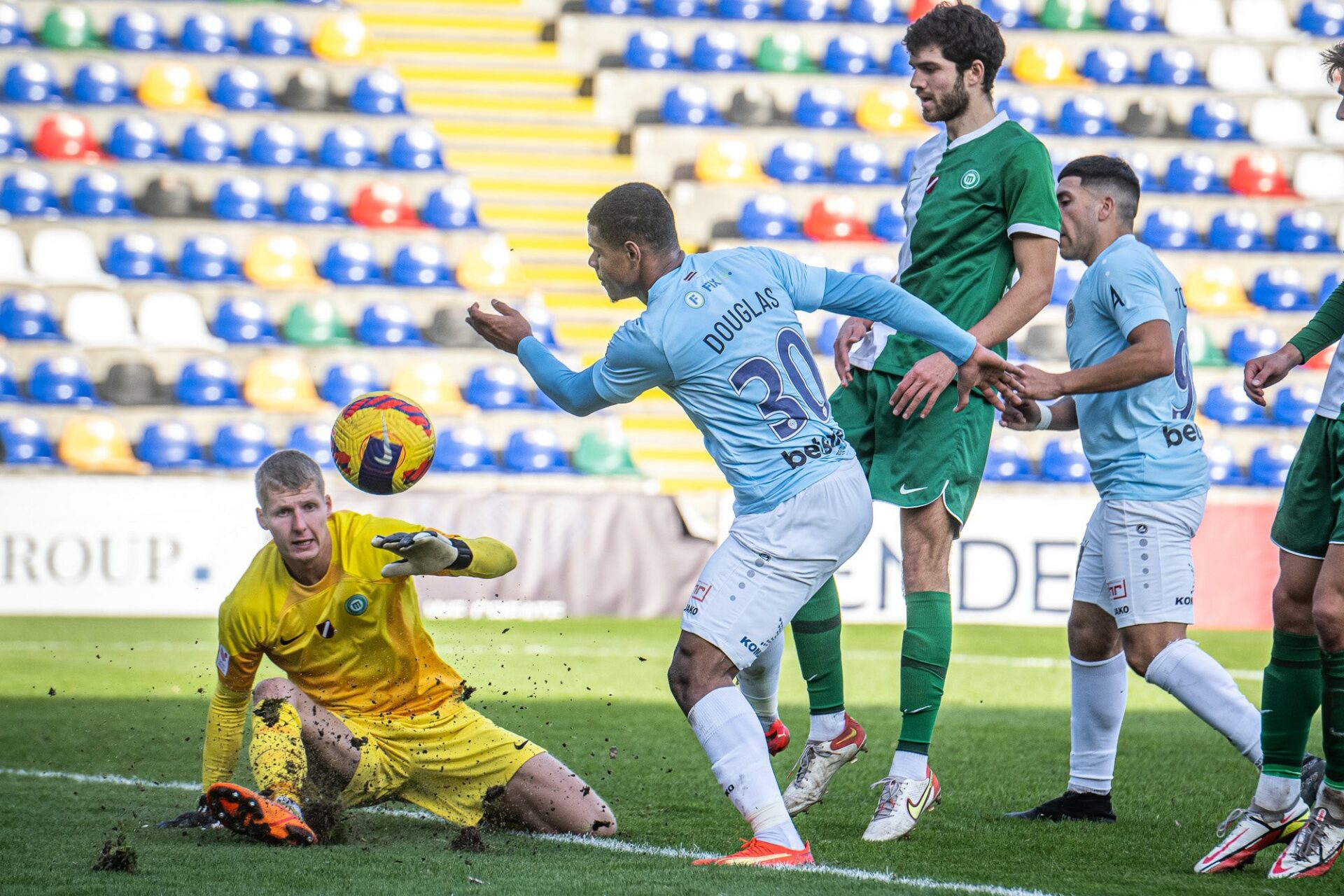 "Riga" salauž "Metta" pretestību un turpina "Optibet Virslīgas ...