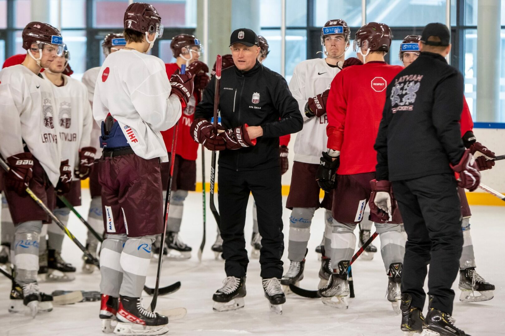 Ābols: Rīt jāspēlē no pirmās līdz pēdējai minūtei. Visiem | Sportazinas.com