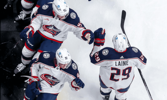 “Blue Jackets” menedžments nekrīt panikā un straujas pārmaiņas ...