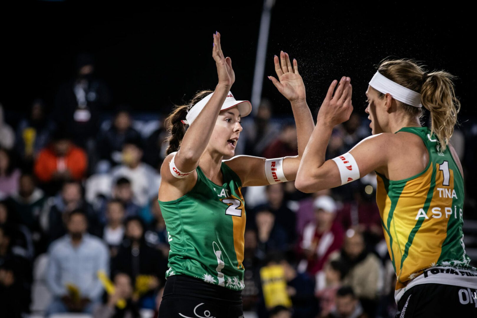 Graudiņa/Samoilova "Elite 16" sacensībās Dohā iekļūst pusfinālā ...