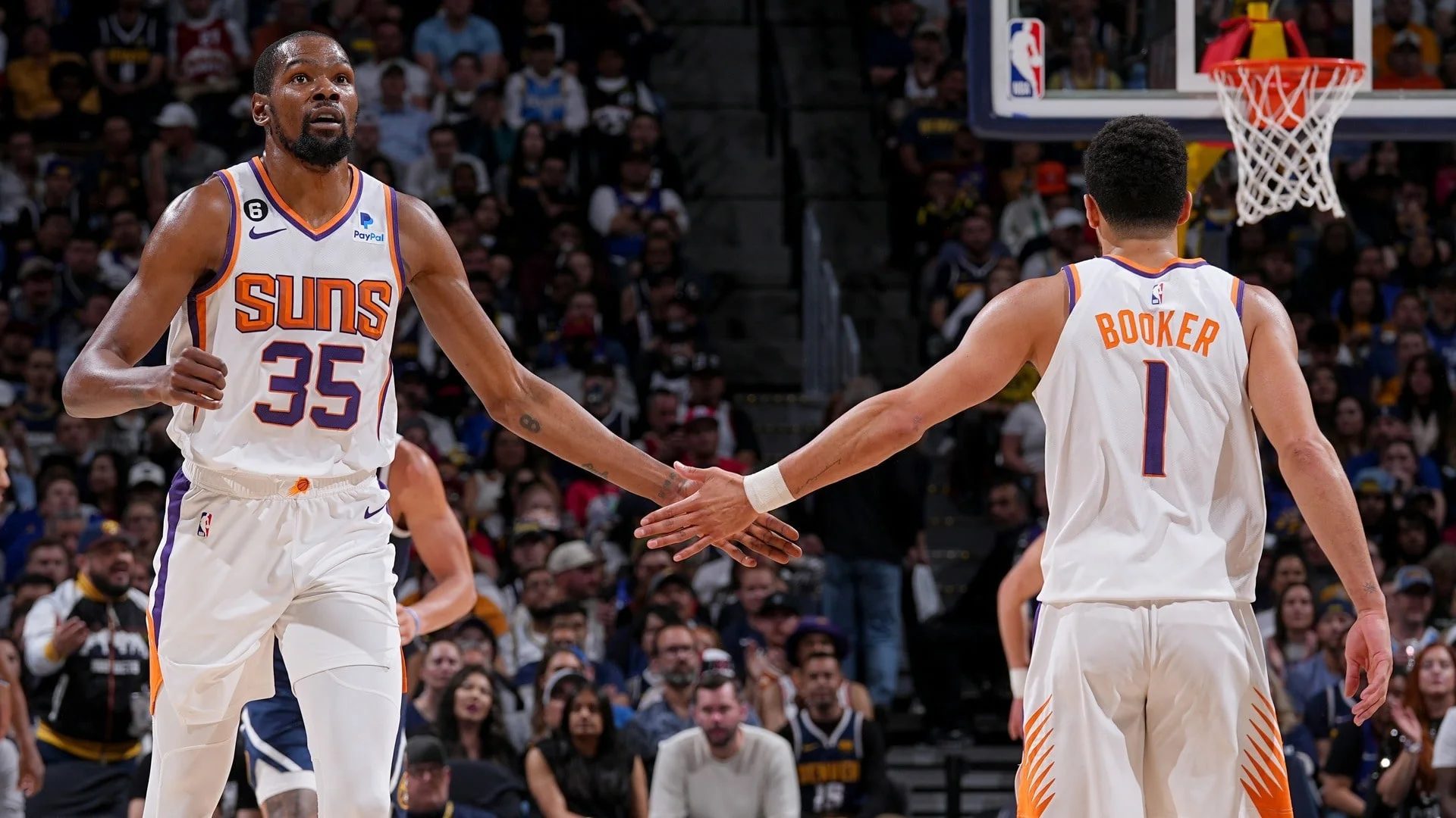 "Suns" superzvaigznes Durants un Bukers apstiprina dalību Parīzes OS ...