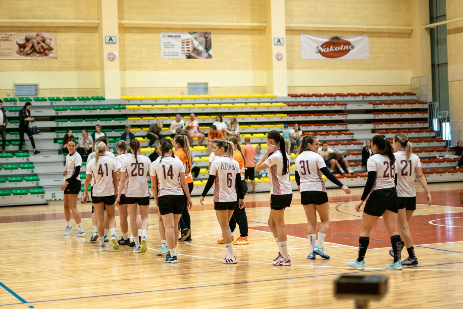 U17 handbolistes pārbaudes turnīru Dobelē noslēdz bez uzvarām ...