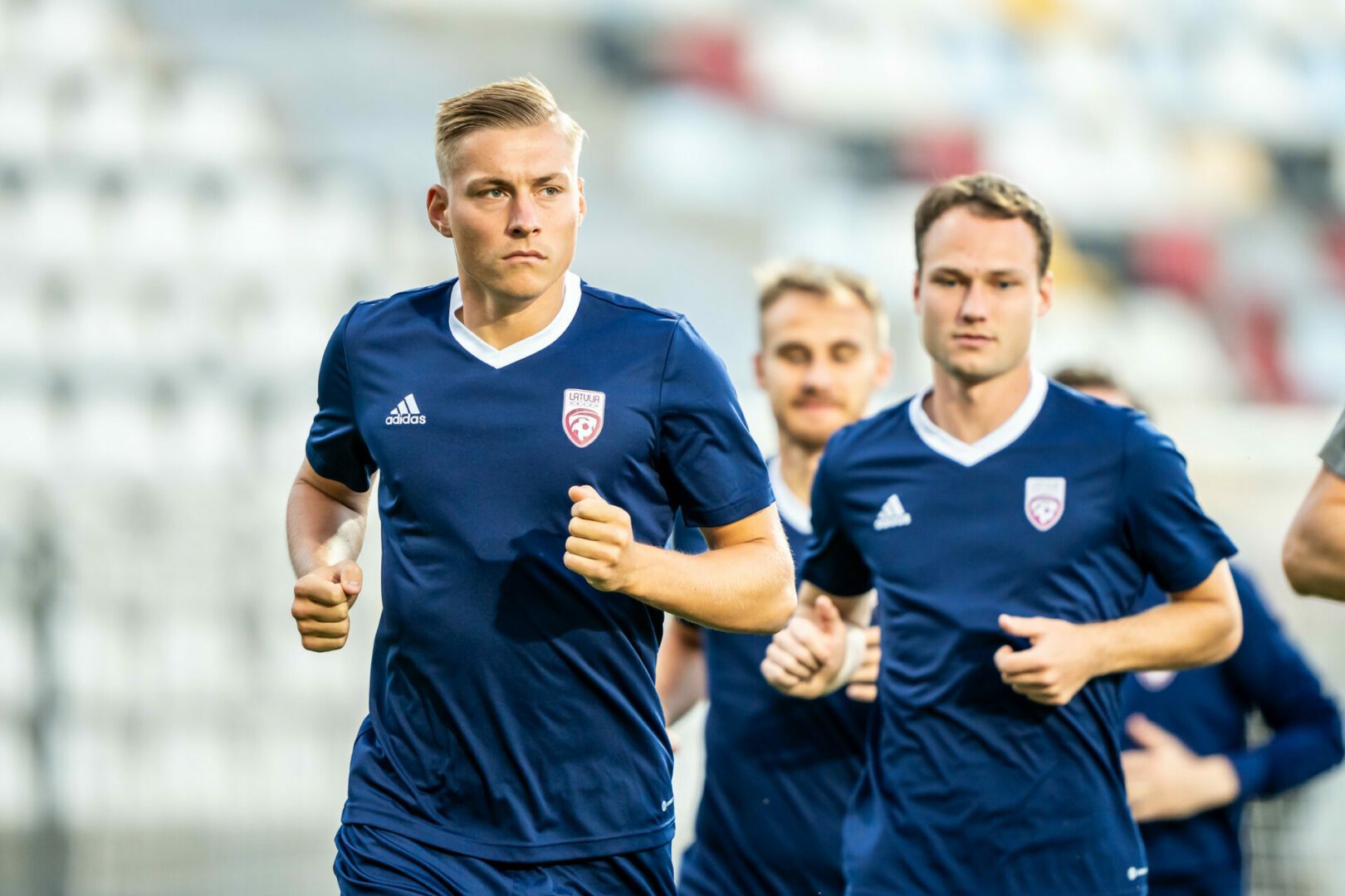 Latvijas futbolisti EČ kvalifikācijas mačā cīnīsies pret spēcīgo ...