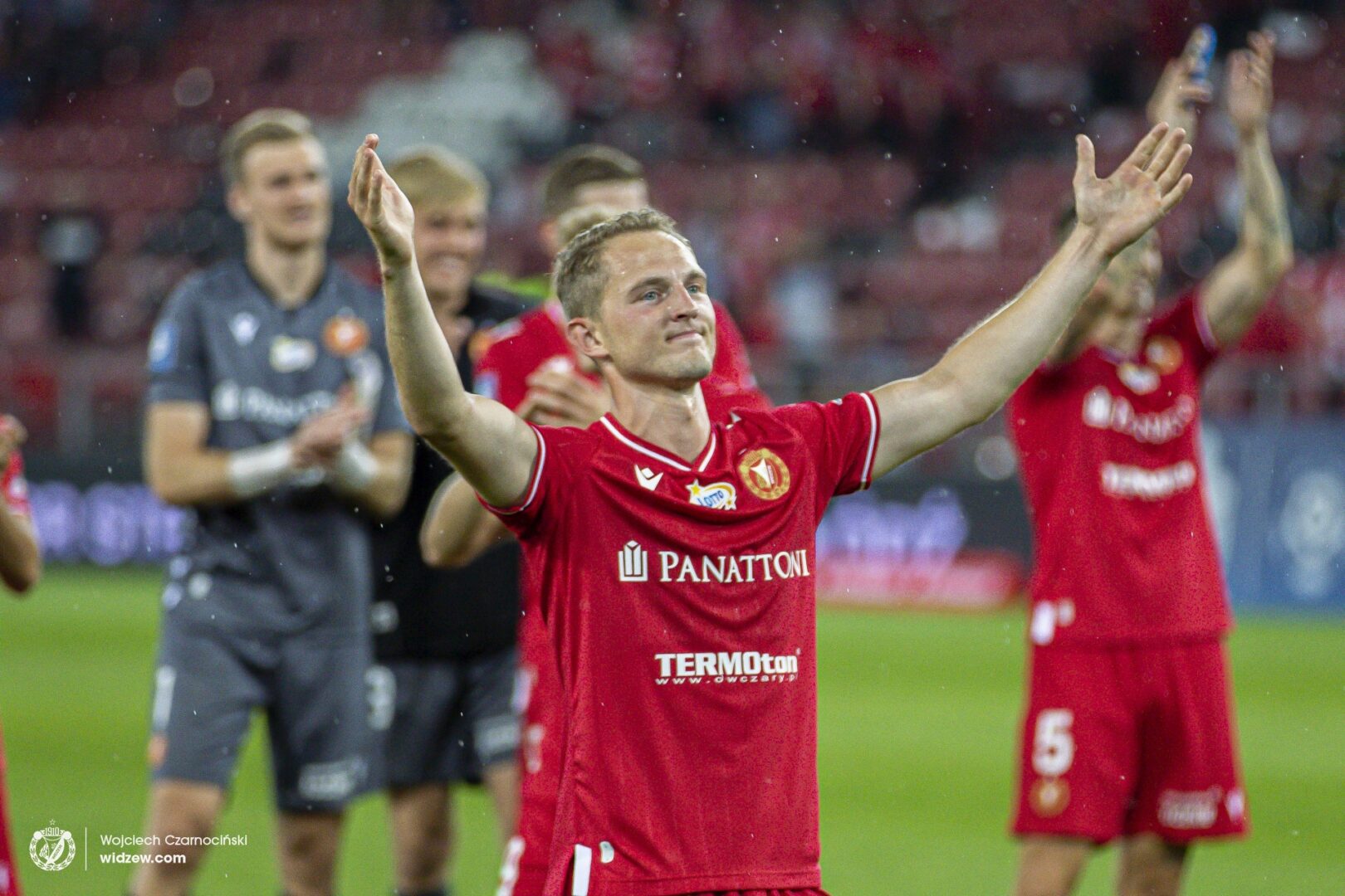 Latvijas izlases pussargs Cigaņiks pagarina līgumu ar Polijas līgas ...