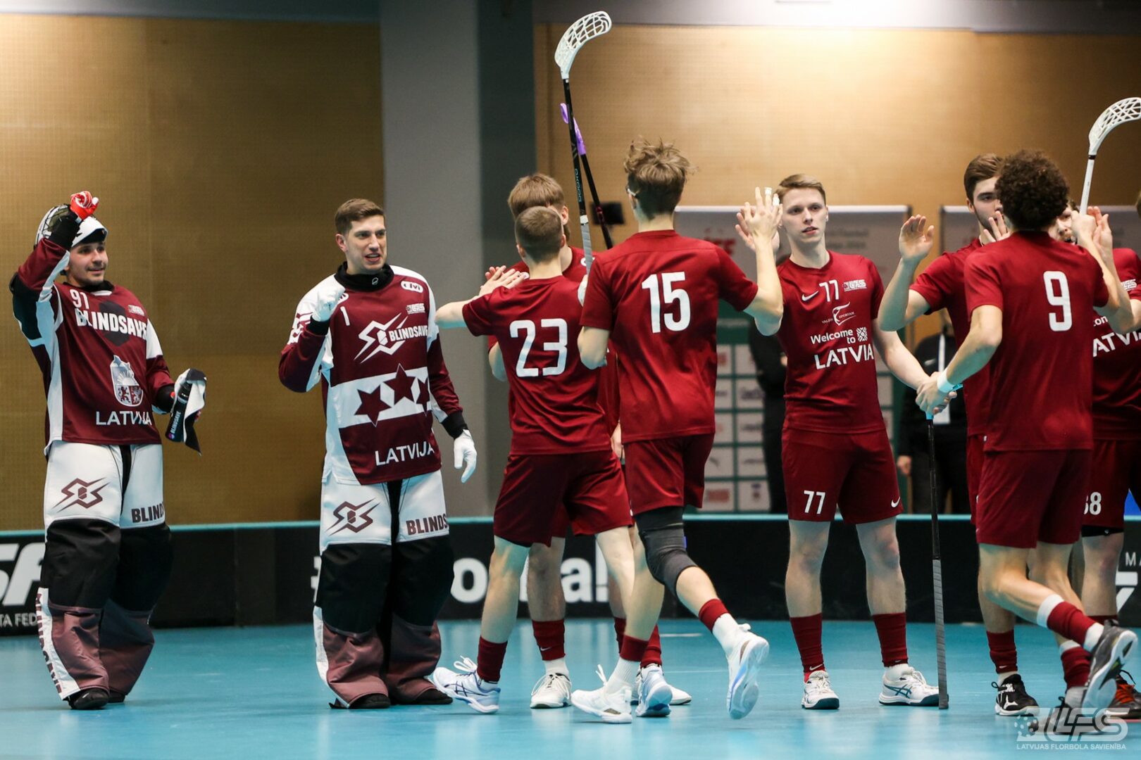 Latvijas florbolisti PČ kvalifikācijas turnīrā svin vēl vienu graujošu ...