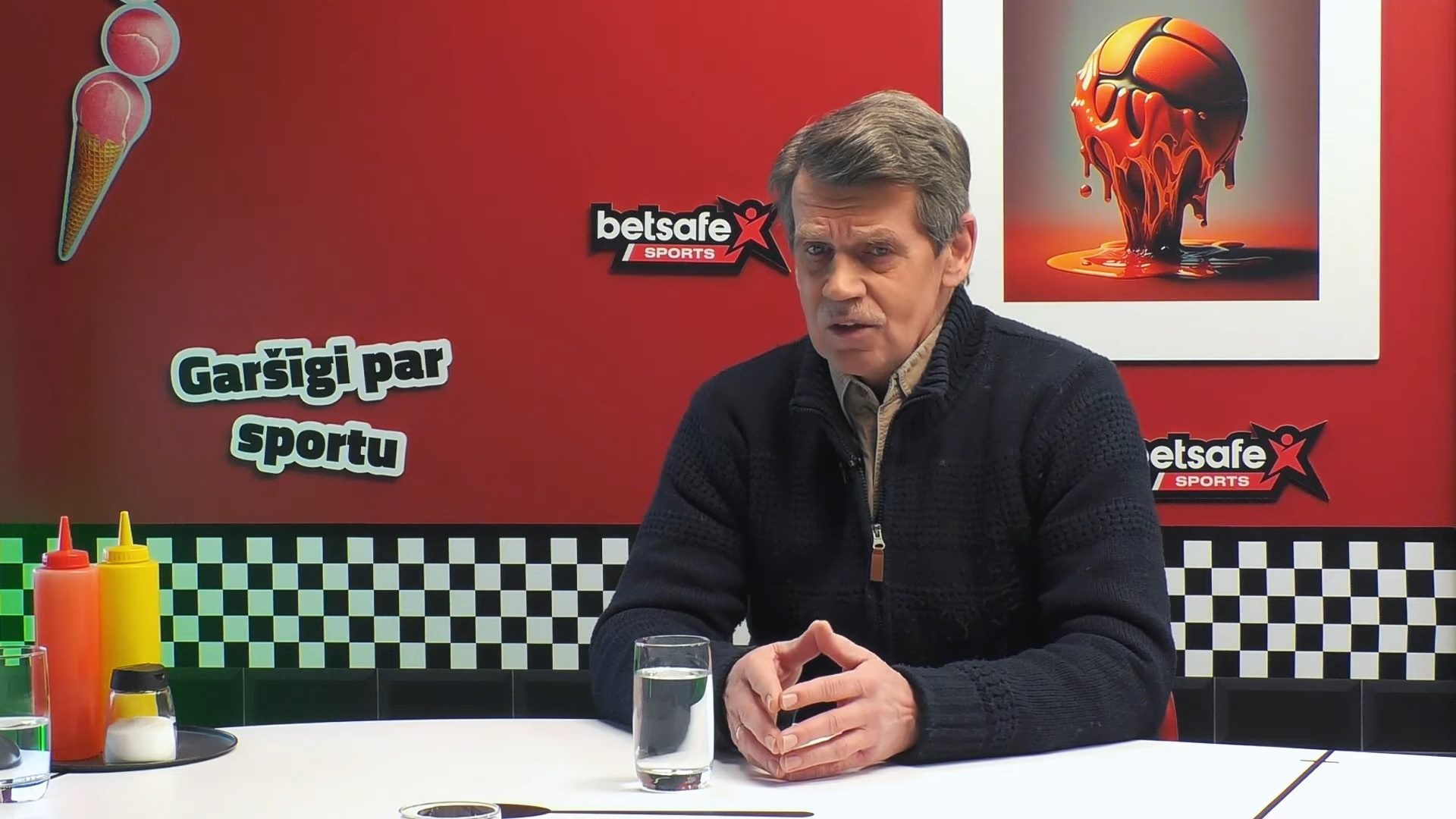 Treneris Rozentāls par Ostapenko: Agrāk reizēm mati cēlās stāvus, jo ...