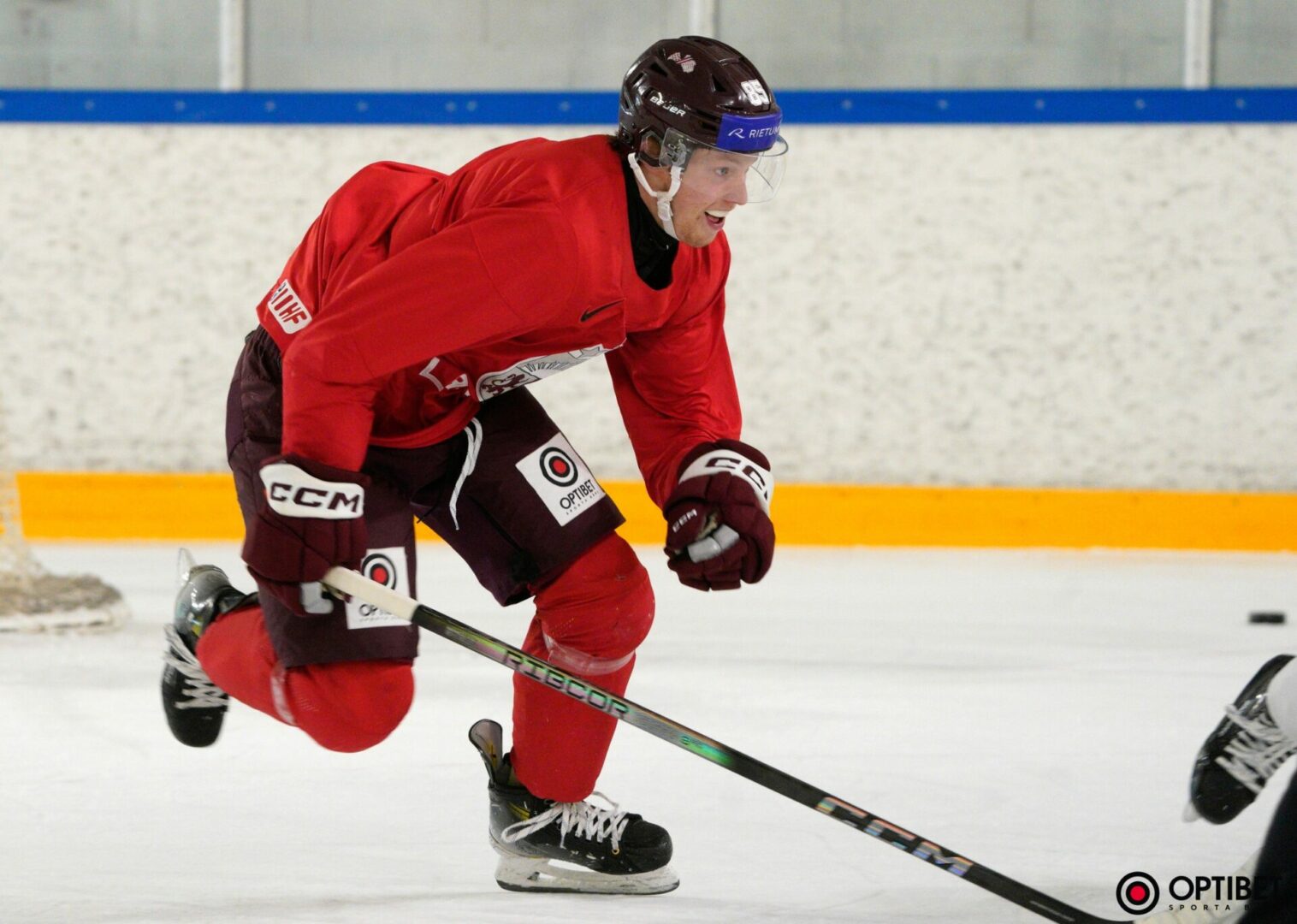 Ločmelis par nogurumu: Tu atbrauc uz izlasi, šeit visi runā latviski un ...