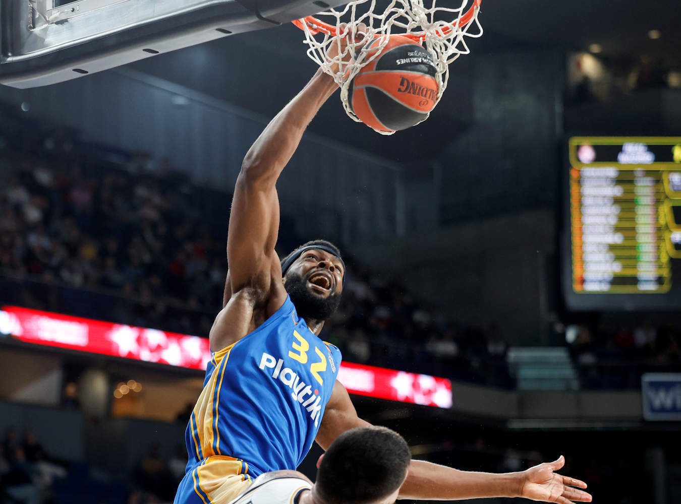 Slovēnija atkal atrod palīgu Dončičam un naturalizē vēl vienu ...