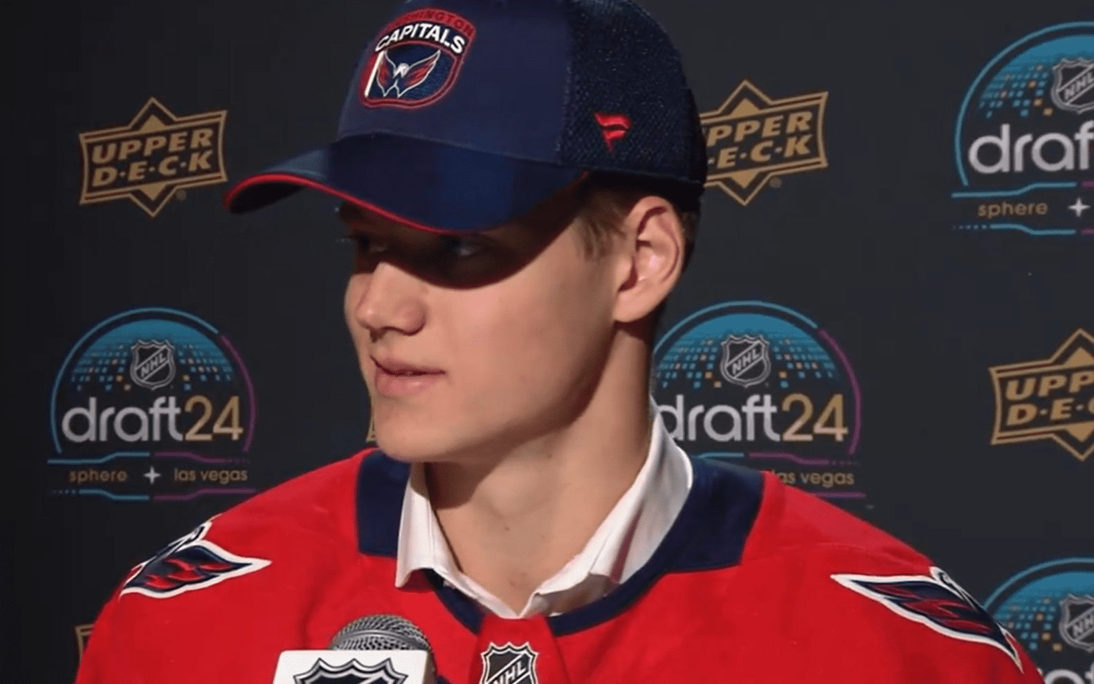 Mateiko priecīgs par nonākšanu “Capitals”: Tā ir mana tēva mīļākā ...