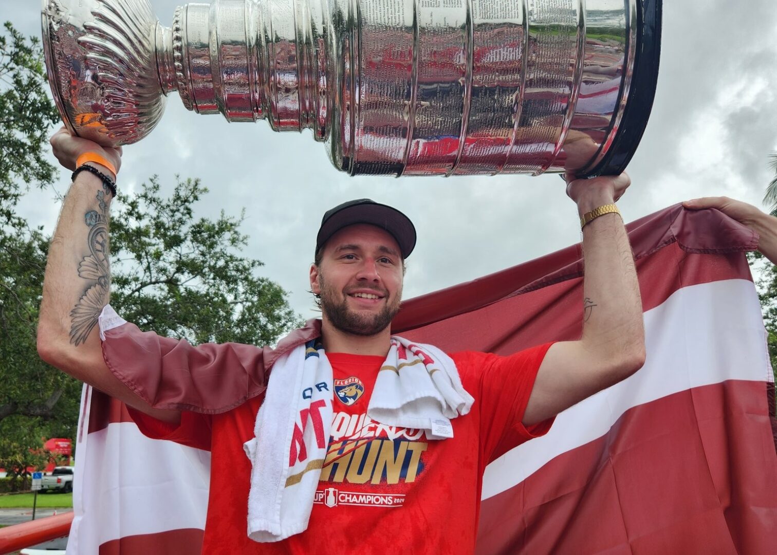 Šodien Ventspilī varēs aplūkot Stenlija kausu | Sportazinas.com