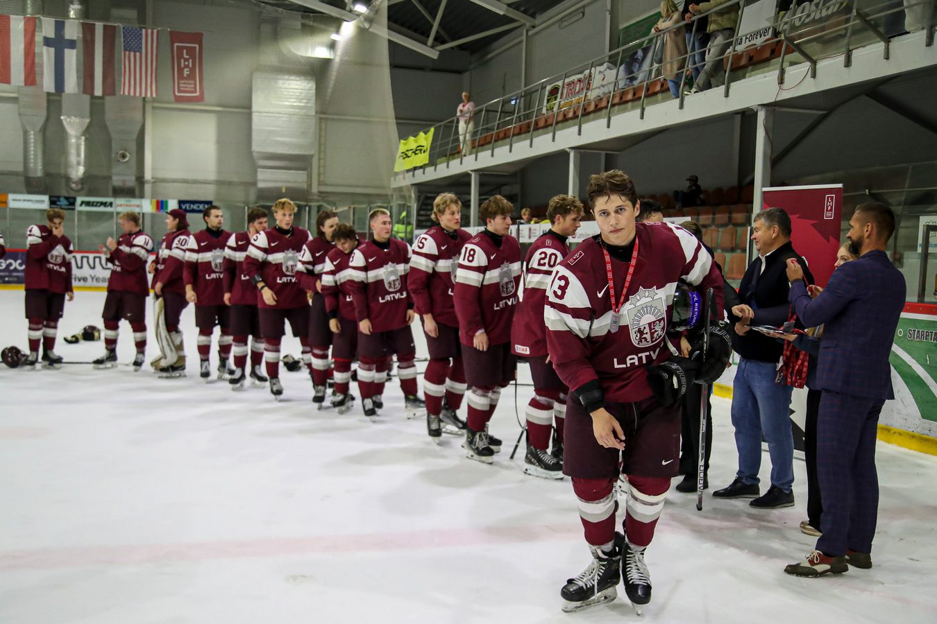 LHF Prezidenta kausā triumfē Somijas komanda, uz pjedestāla arī abas Latvijas U20 izlases ...