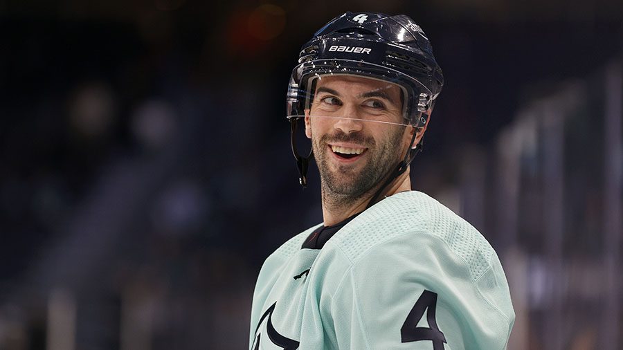 Stenlija kausu divas reizes izcīnījušais kanādietis karjeru turpinās ...