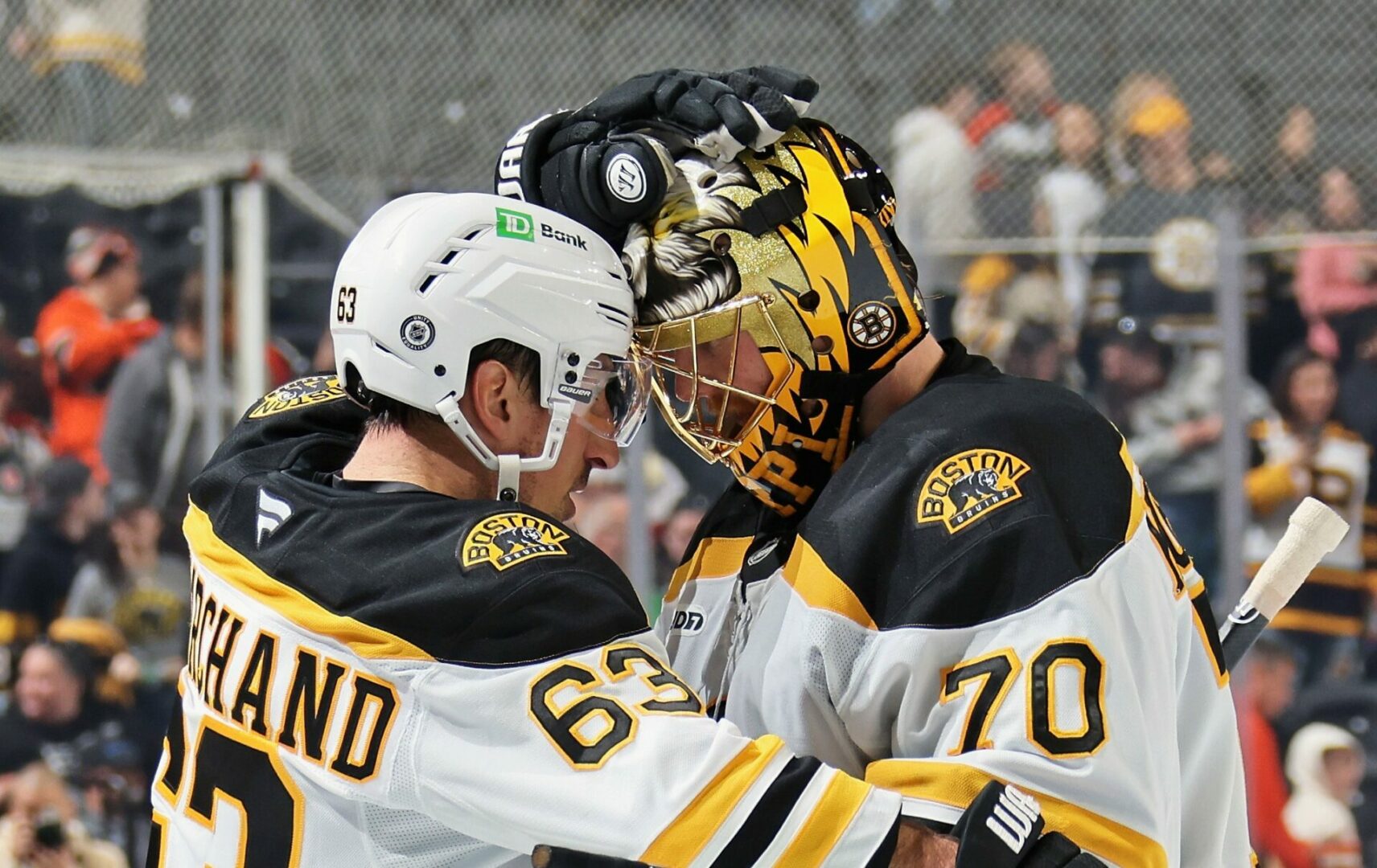 Korpisalo pirmais “sausais” mačs Bostonas rindās, Krosbijs otrajā spēlē ...