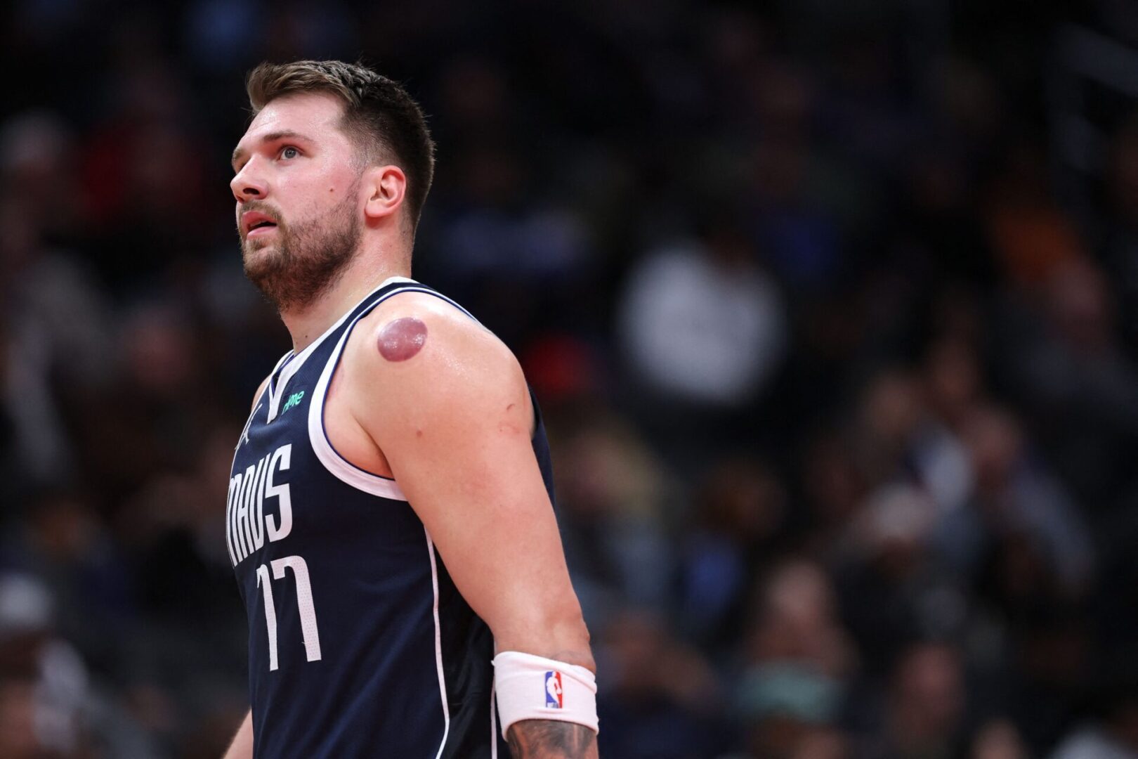 Avots: "Mavericks" pirms Dončiča maiņas uz "Lakers" sazinājās ar ...