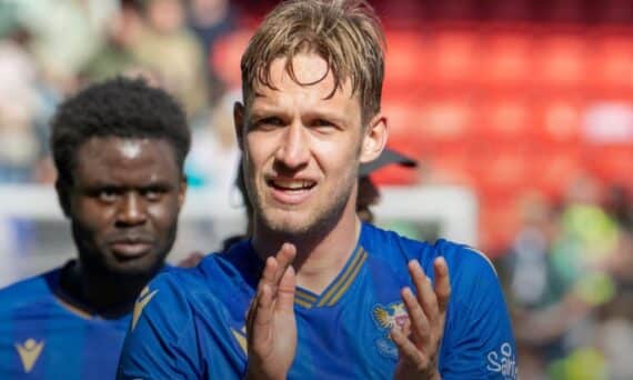 Balodis ar komandu vēlreiz sensāciju nepaveic, kausa pusfinālā ...