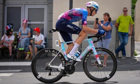 Neilands un Skujiņš atklāj, kādi ir viņu uzdevumi "Tour de France ...