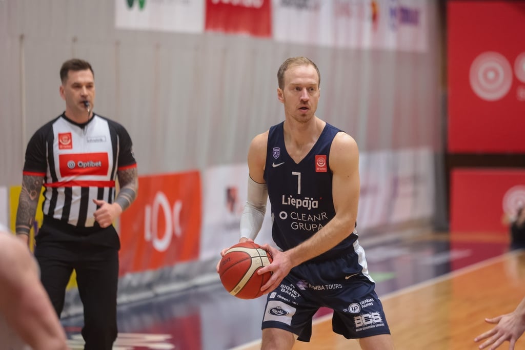 Karjeru noslēdzis "Liepājas" kapteinis Freimanis | Sportazinas.com