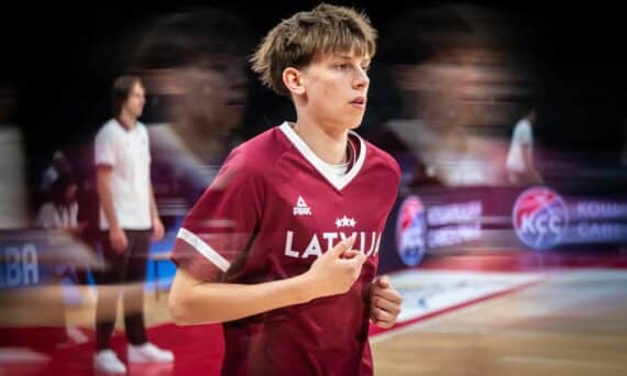 V.Valters jaunākais par intervijām, histēriju pēc pirmā basketbola ...
